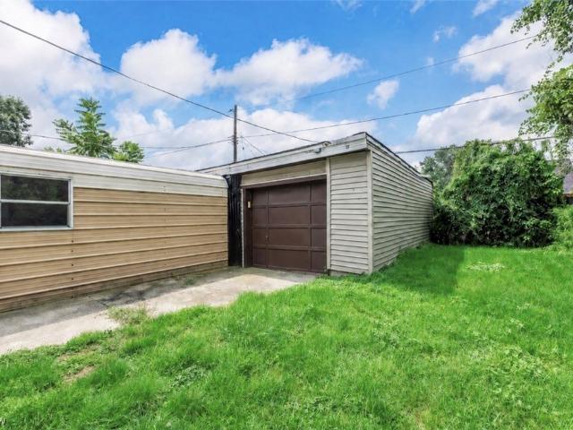 3810 Highland Road