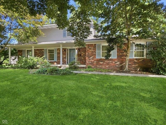 3810 Lakeside Dr, Columbus, IN 47203