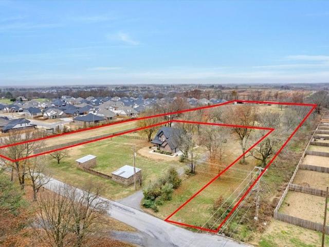 3810 & 3720 Rainbow Farm Road, Bentonville, US, AR
