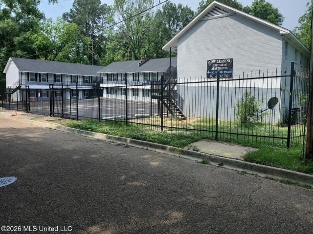 3811 Mosley Avenue