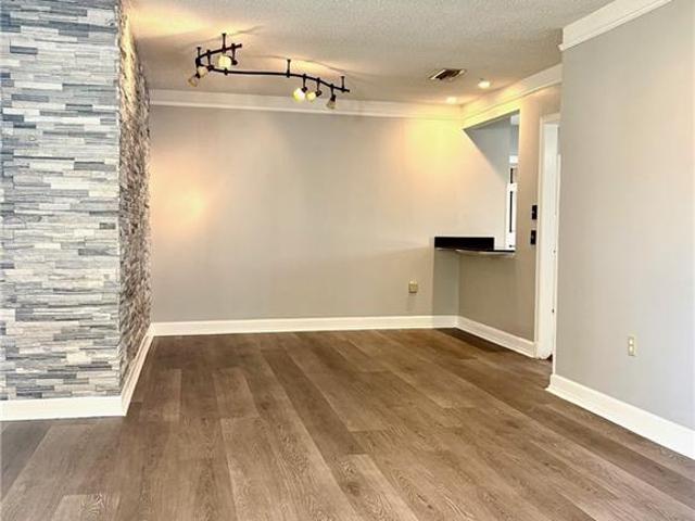 3811 Morris Place