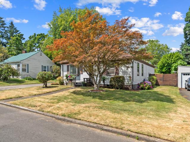 3811 NE 114TH AVE