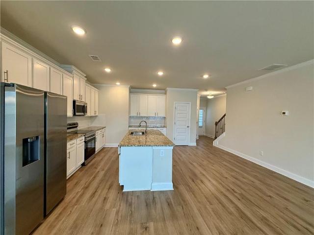 3811 Brookburn Park