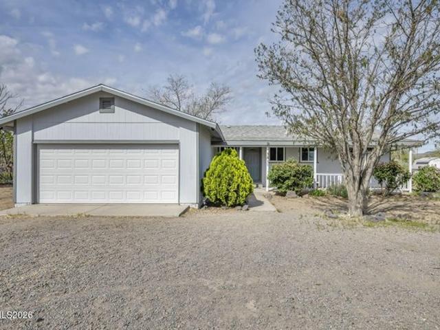 3811 Deodar St, Silver Springs, NV 89429