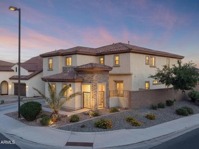 3811 E Lodgepole Dr, Gilbert, AZ 85298