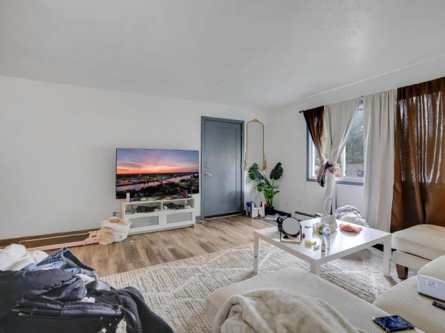 3811 Restwood Road