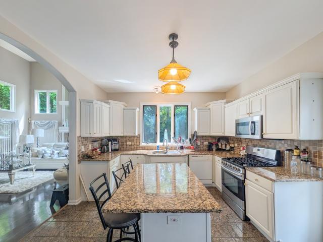 3811 River Road