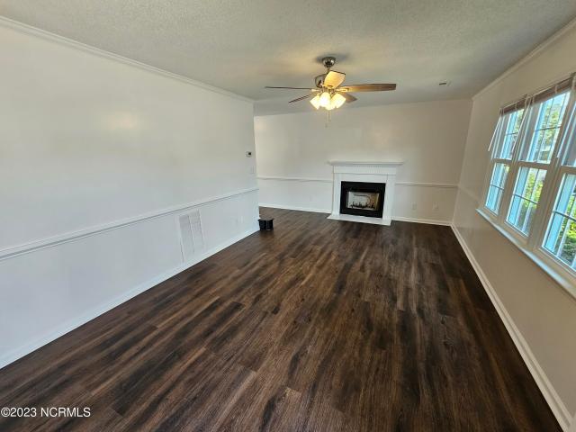 3811 Sterling Pointe Drive # X 10