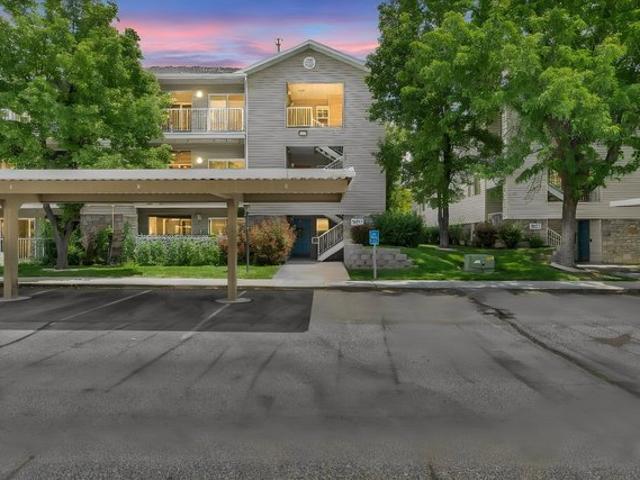 3811 S Canyon River Way W Unit 2, Salt Lake City, UT 84119