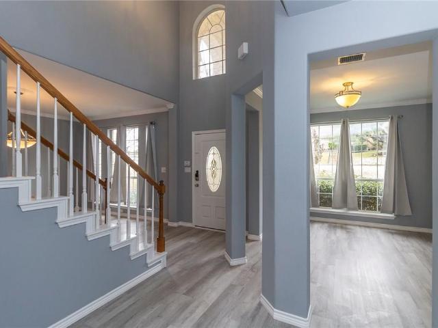 3812 Mira Vista Dr