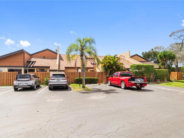 3812 NW 77th Ave, Hollywood, FL 33024 | MLS #A11979 | Compass