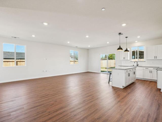 3812 Alexander Cir, Olivehurst, CA 95961 | MLS #226042 | Compass