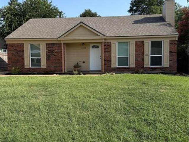 3812 Bigleaf Ln, Fort Worth, TX 76137