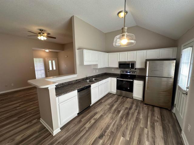3812 clarion dr