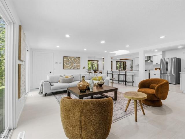 3812 Ellendale Road