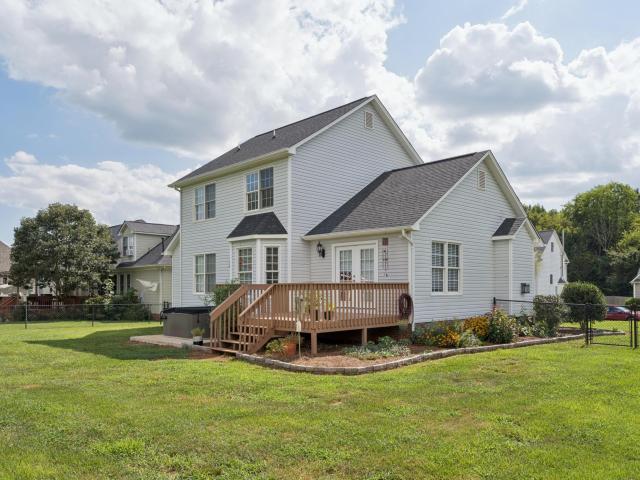 3812 Longmeadow Drive