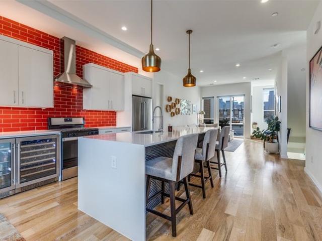 3812 San Jacinto St Apt 201, Dallas, TX 75204