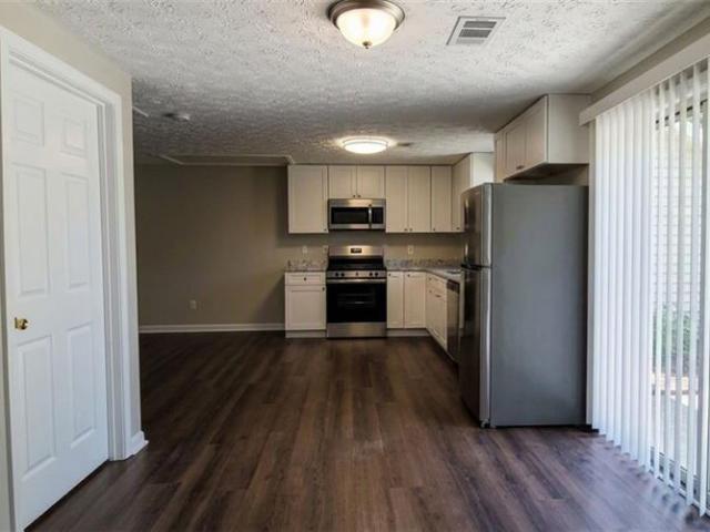 3813 N Bogan Road 4A