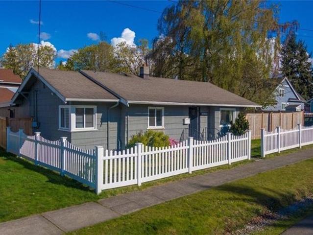 3813 N Mullen St, Tacoma, WA 98407