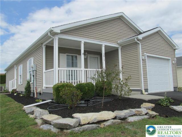 3813 Belcourt Road