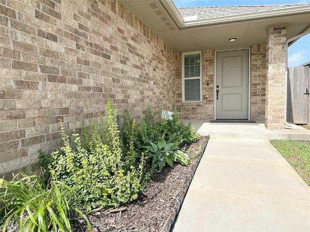 3813 Central Park Drive