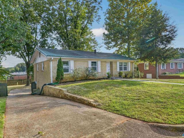 3813 SW Belvoir Drive SW