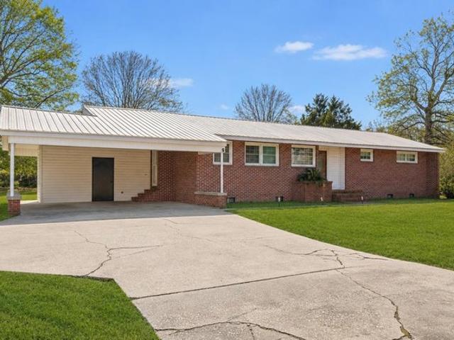 3813 W Marion St, Mullins, SC 29574