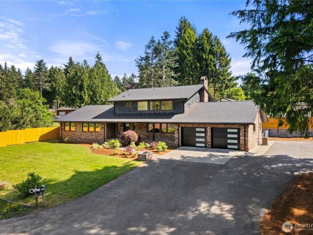 3813 27th Avenue SE