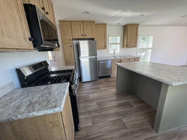 381 3rd Ave SW Unit 381, Dickinson, ND 58601