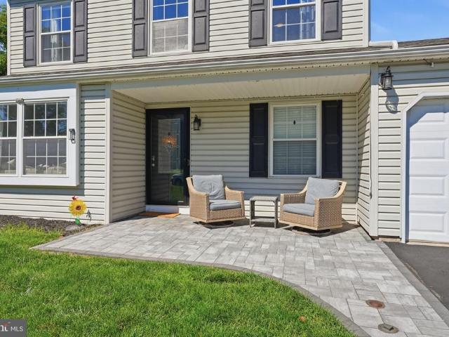 381 Alberts Way