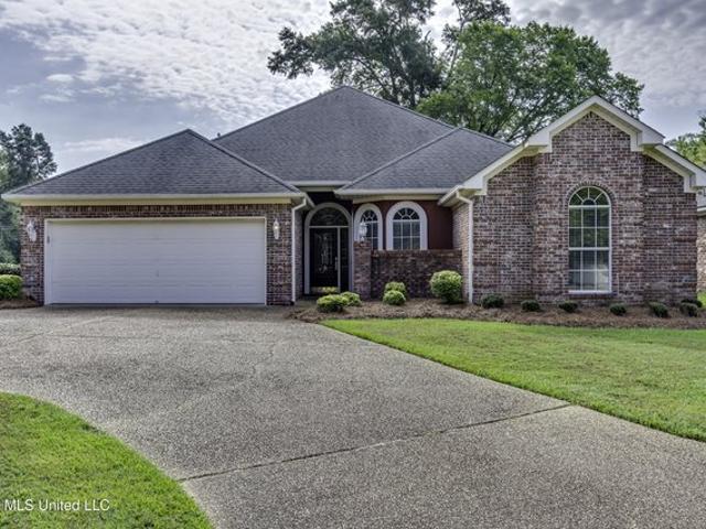 381 Bradford Dr, Brandon, MS 39047