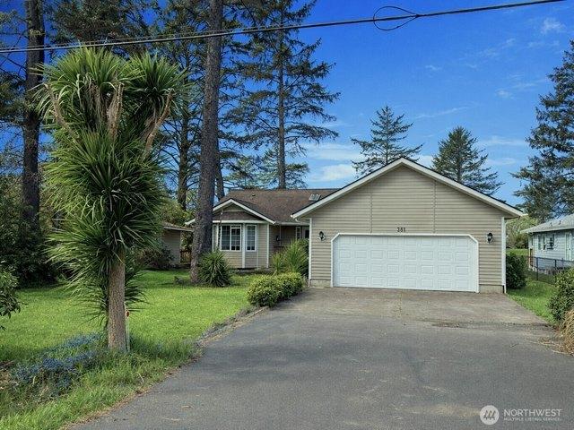 381 Dolphin Ave NE, Ocean Shores, WA 98569