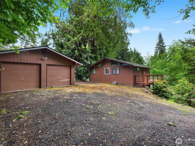 381 E Soundview Drive