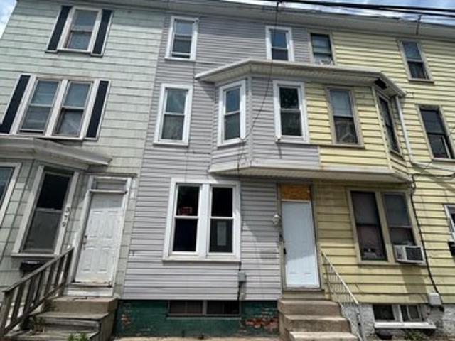 381 King St E, Chambersburg, PA 17201