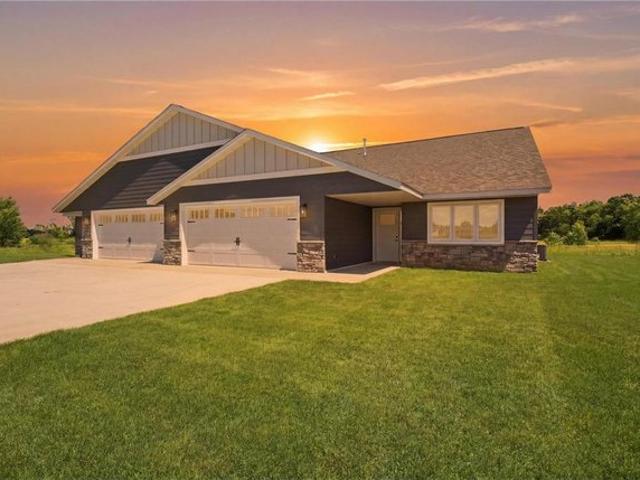 381 Old Glory Dr NE, Alexandria, MN 56308