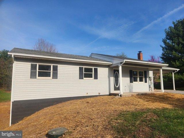381 Mellon East Rd, Hedgesville, WV 25427