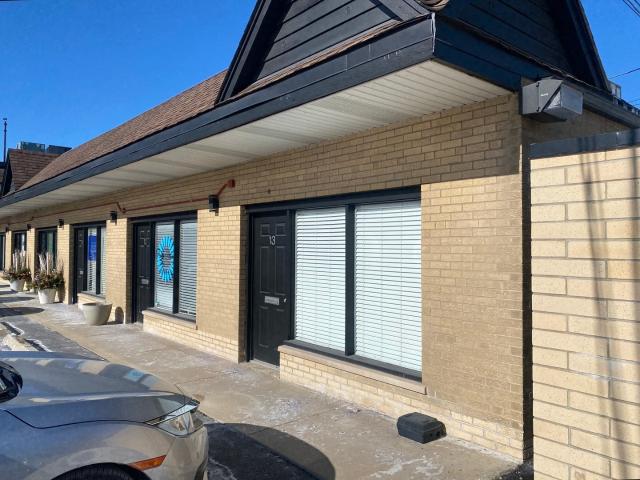 381 N York Street