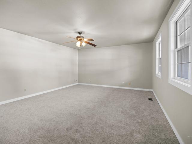 381 S Hayward Ave