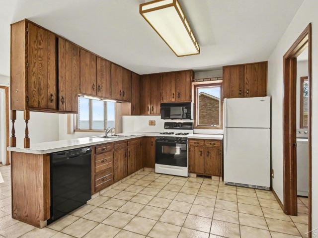 381 S Linwood Beach Road