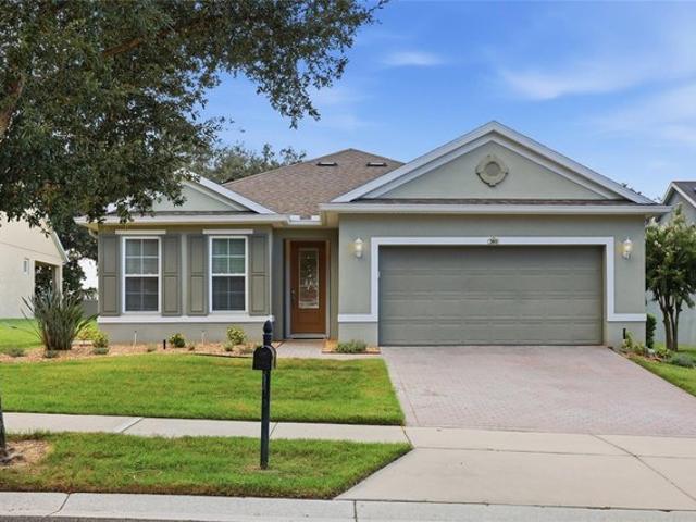 381 Silver Maple Rd, Groveland, FL 34736