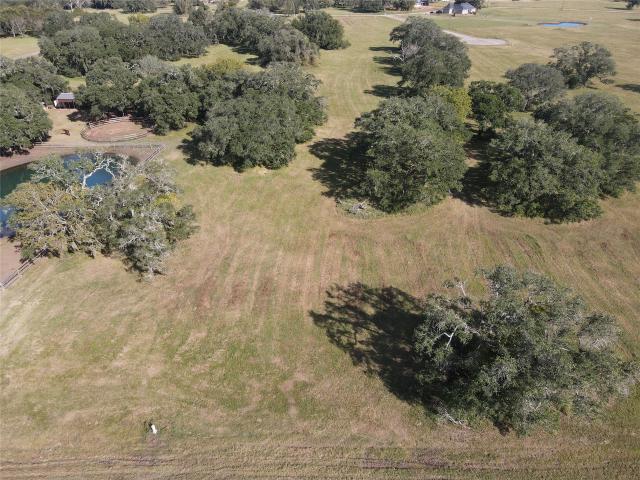 381 Pony Trail, Angleton, TX 77515 | MLS #87161 | Compass