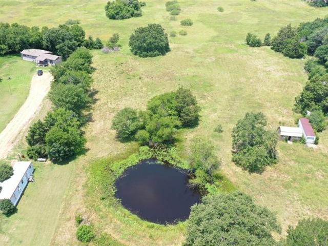 381 Paddock Dr, Mabank, TX 75156