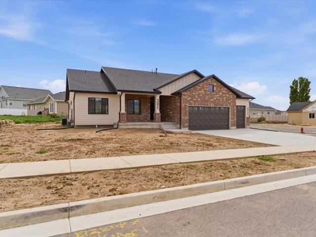 381 W 2100 S Unit 46, Perry, UT 84302
