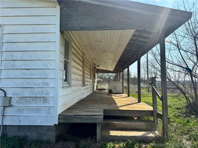 381 W Main Street