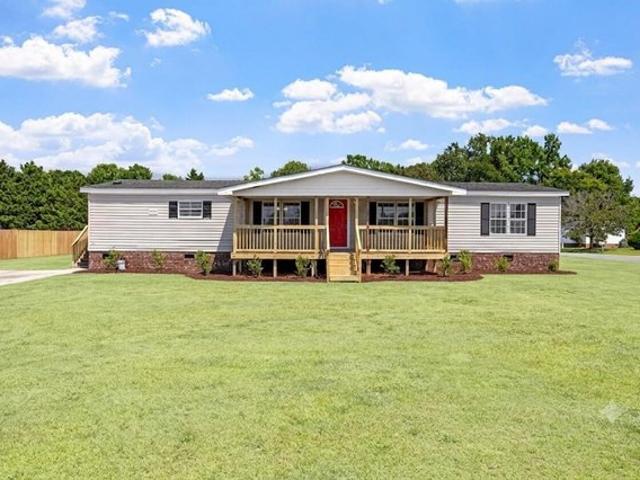 381 Woodland Church Rd, Dudley, NC 28333
