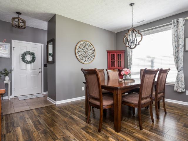 3824 Dusty Sands
