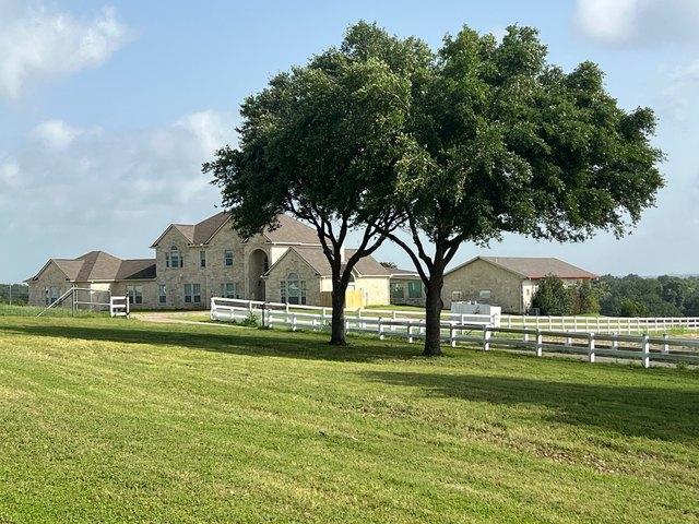 3824 FM 949, Millheim, TX 77474