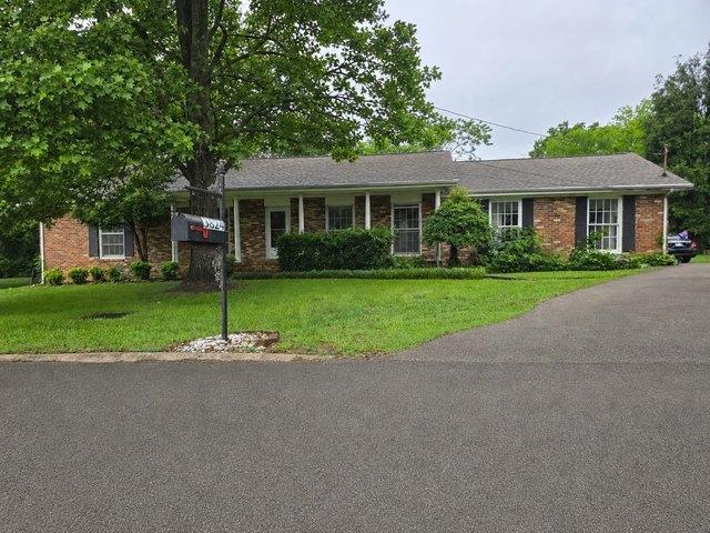 3824 Lake Aire Ct, Nashville, TN 37217