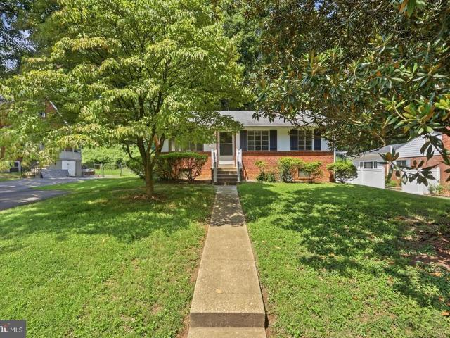 3824 Larchwood Road