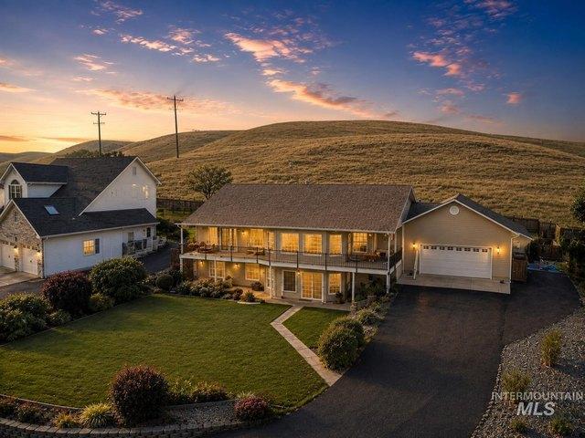 3824 Pleasant View Dr, Clarkston, WA 99403